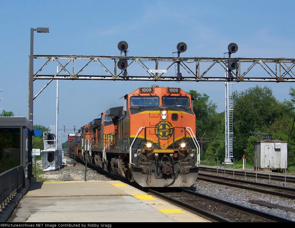 BNSF 1009